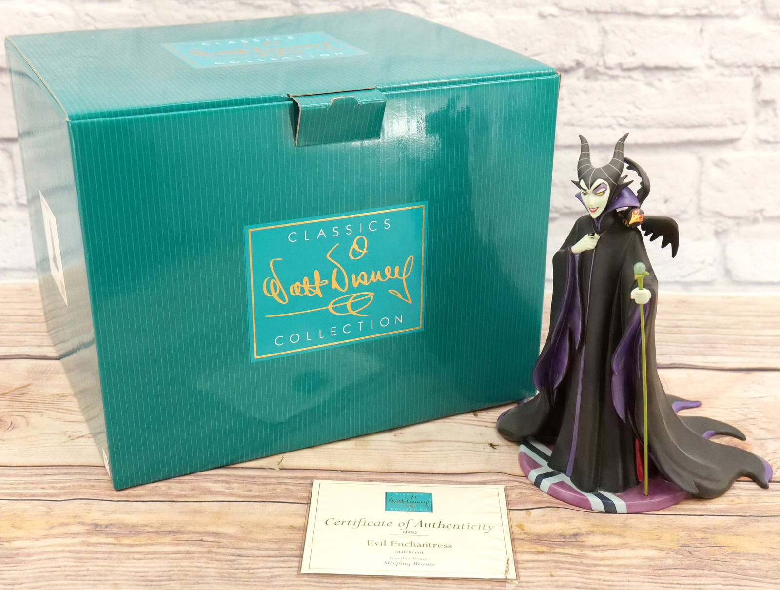 Wdcc "evil Enchantress" Maleficent Figurine Auction