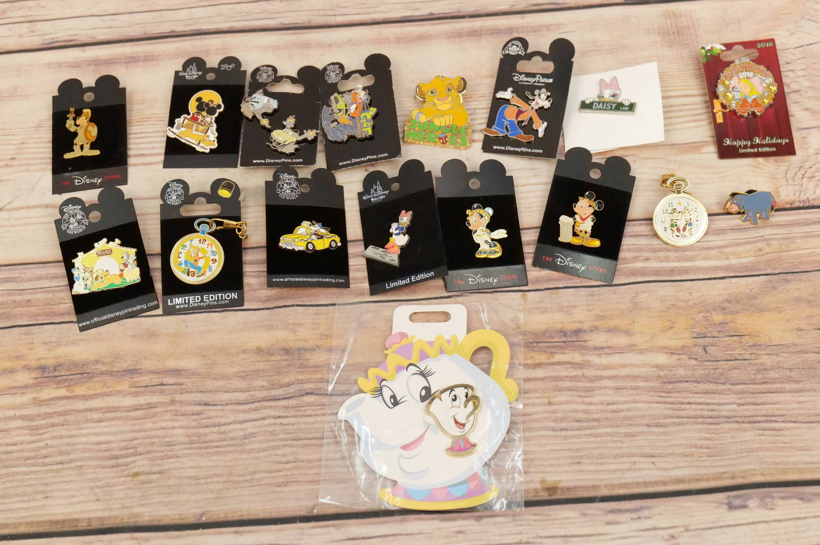 Lot Of 17 Disney Character Pins Auction