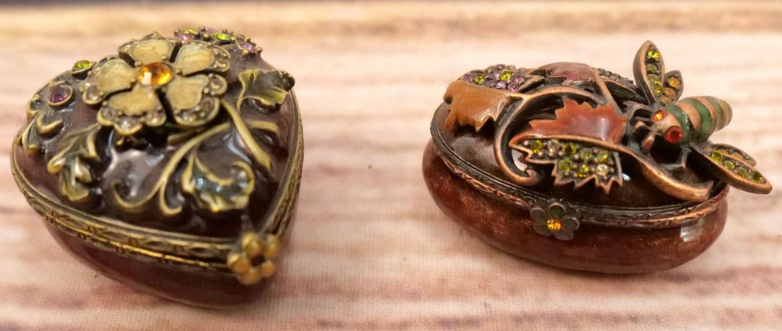 2 Jay Strongwater Trinket Boxes Auction