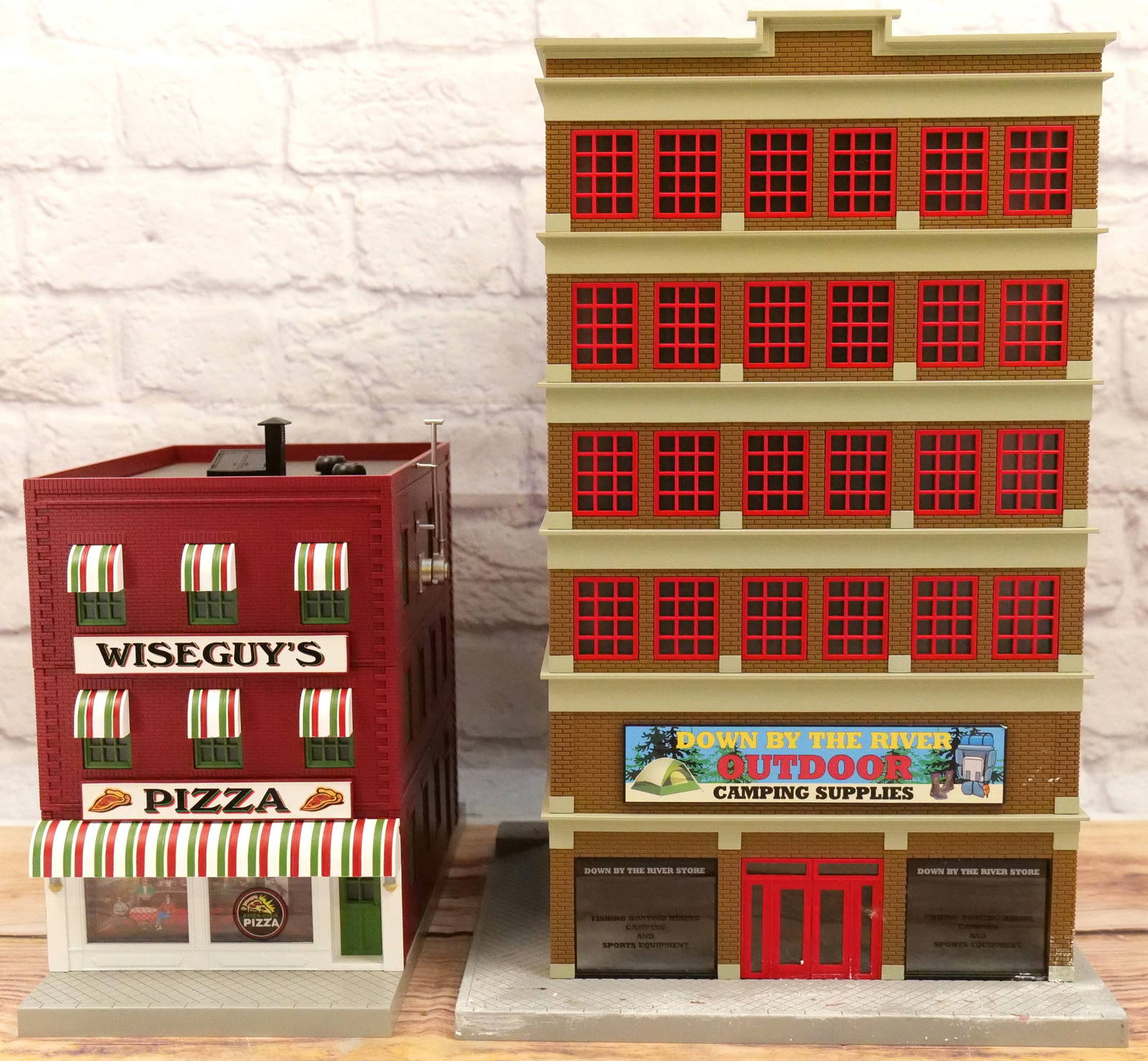 Lot Of 2 Mth O27 Train Accessories Auction