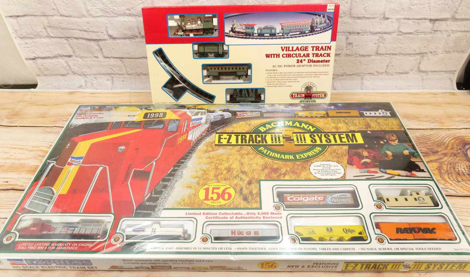 Lot Of 2 Ho Gauge Train Sets Auction