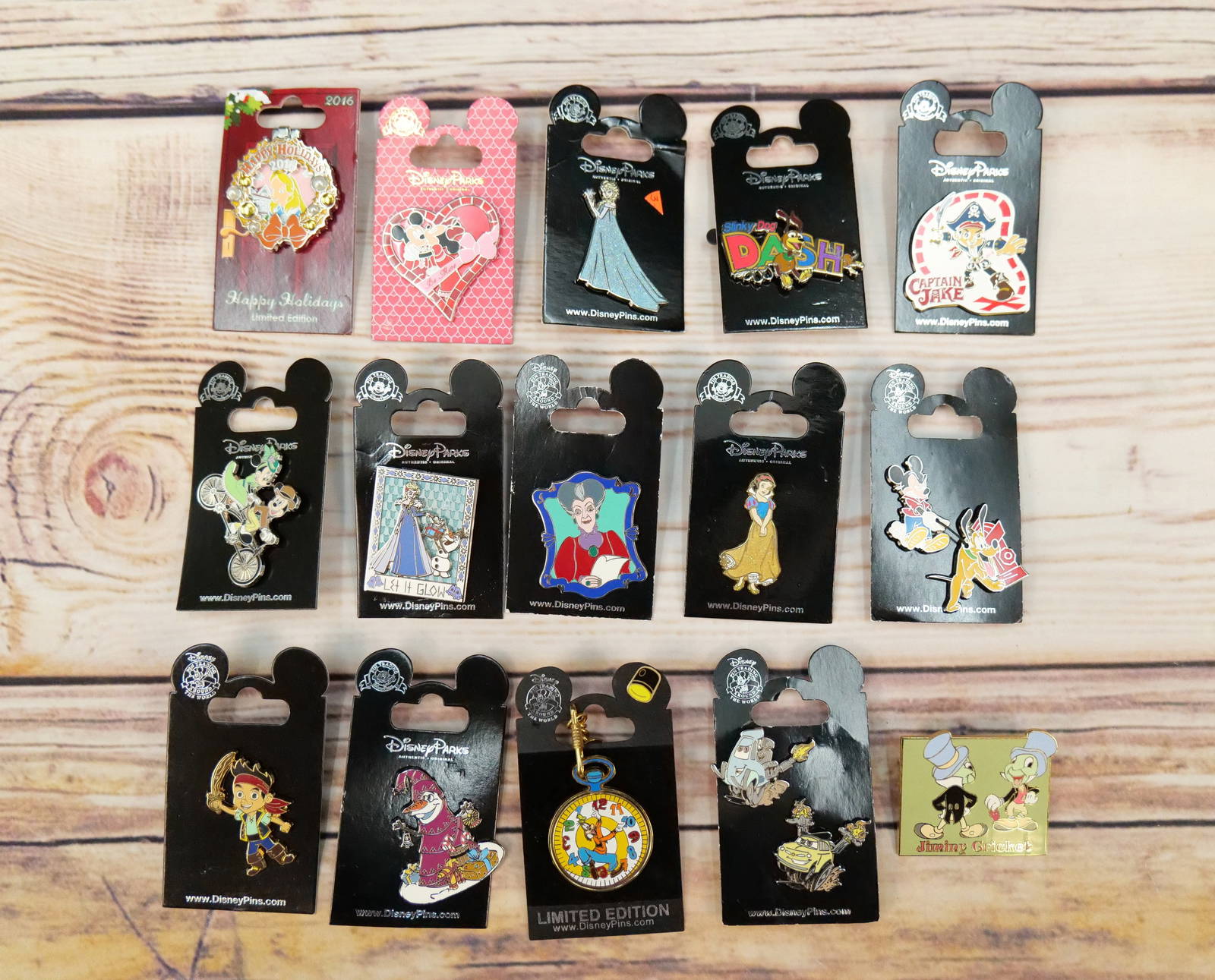 Lot Of 15 Disney Character Pins Auction