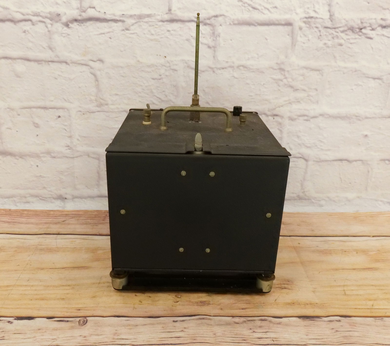 Philco Corporation Single Corps U.s. Army Frequency Meter Auction