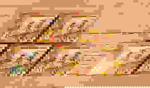 Lot Of 5 Conte Plastic Figure Sets Auction