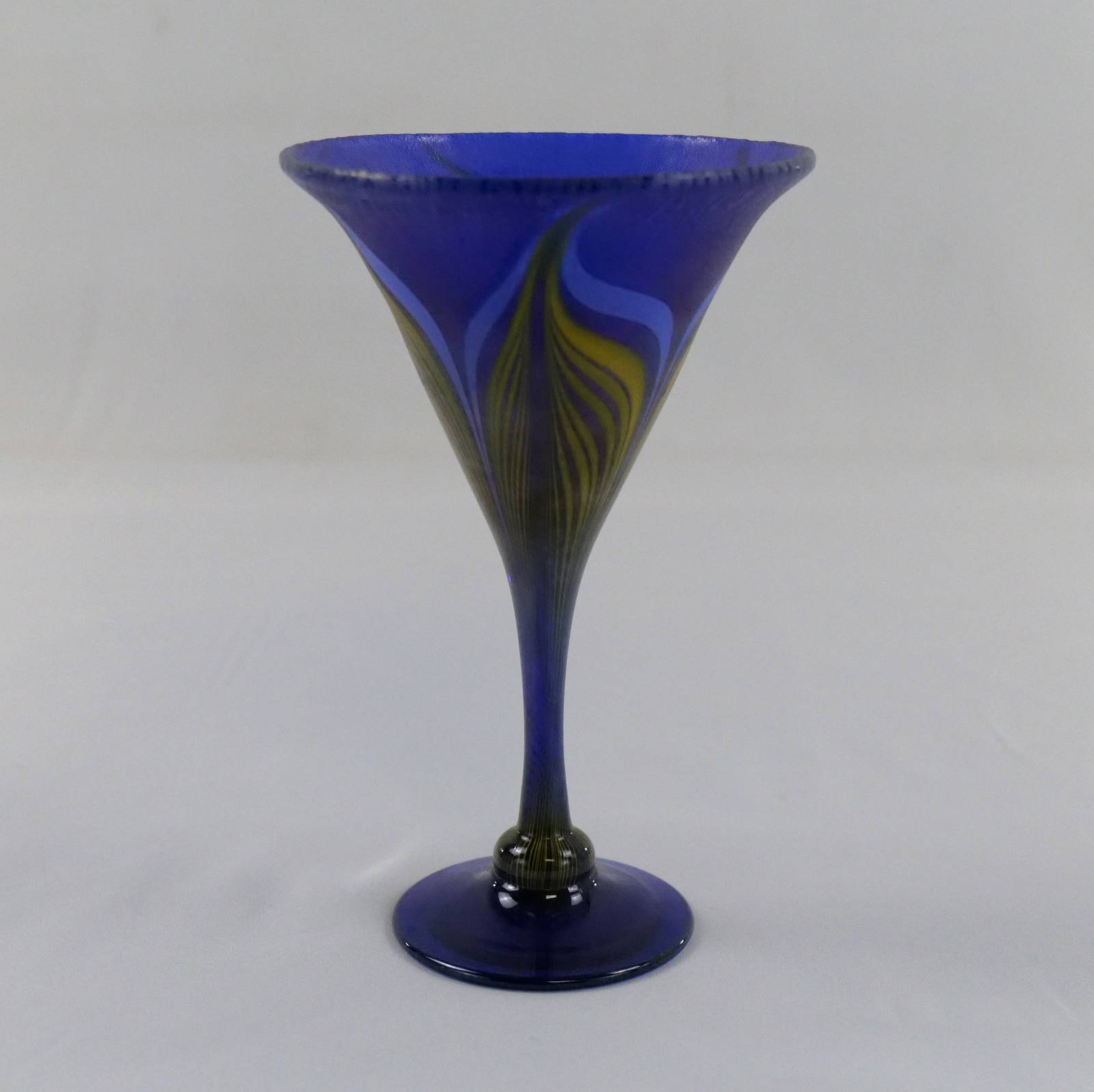 Vandermark Art Glass Feather Pulled Vase Auction