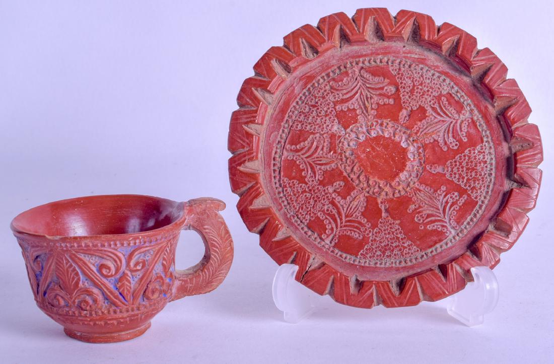 A RARE EARLY ETRUSCAN OR ROMAN RED POTTERY TEACUP AND