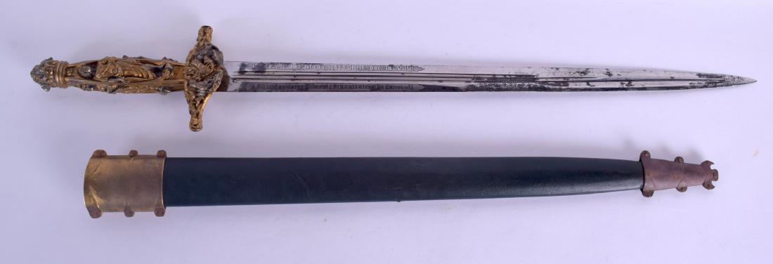 A FINE MID 19TH CENTURY FRENCH PRESENTATION SWORD with