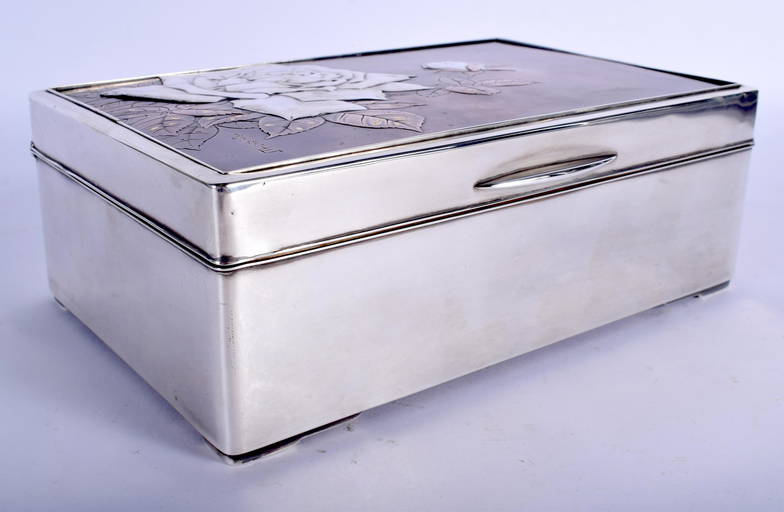 A Lovely 19th Century Japanese Meiji Period Silve