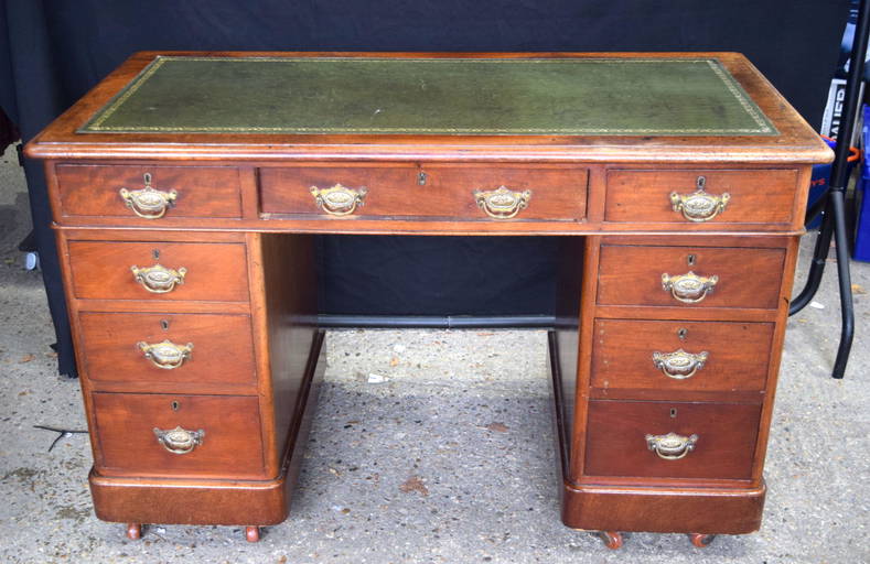 A GEORGE III STYLE LEATHER INSET DESK. 118 cm x 75 cm x 60 cm. (#3564 ...