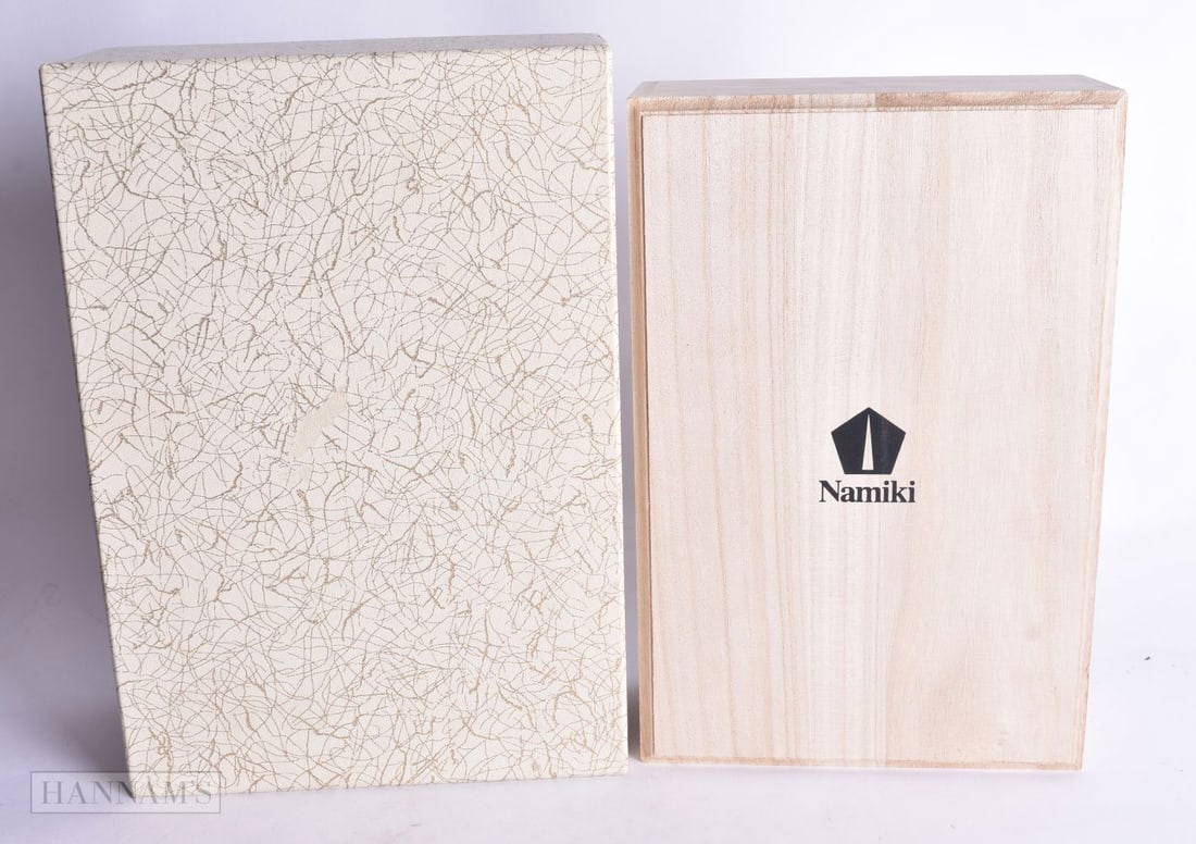 A Fine Namiki Lacquer Fountain Pen With Inkpot. Box 25.5 Cm X 17.5 Cm ...