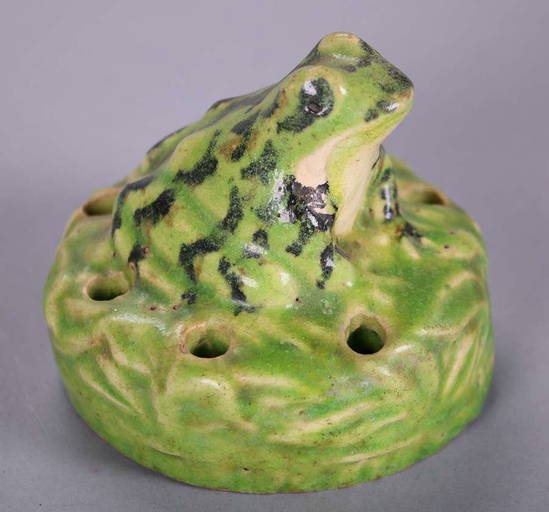 Mccoy Pottery Frog