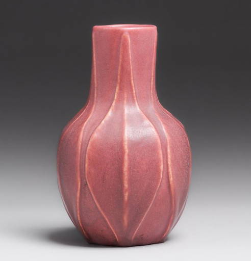 Van Briggle #826 Persian Rose Leaves Vase 1913 - Mar 26, 2022 ...