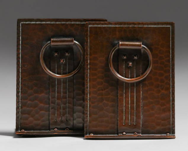 Roycroft Hammered Copper Loop-Handle Bookends c1920s - Dec 03, 2022 ...