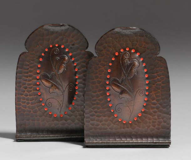 Roycroft Hammered Copper Red Dot Enamel Bookends c1920s - Dec 03, 2022 ...
