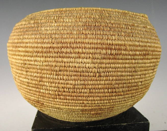 Raffia Basket, Origin Unknown