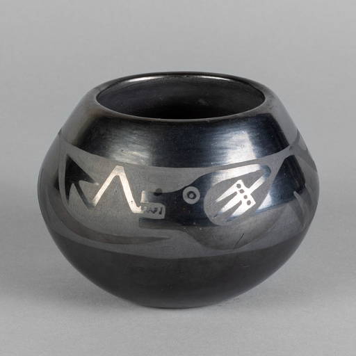 Maria + Santana Martinez, Avanyu Design Blackware Bowl
