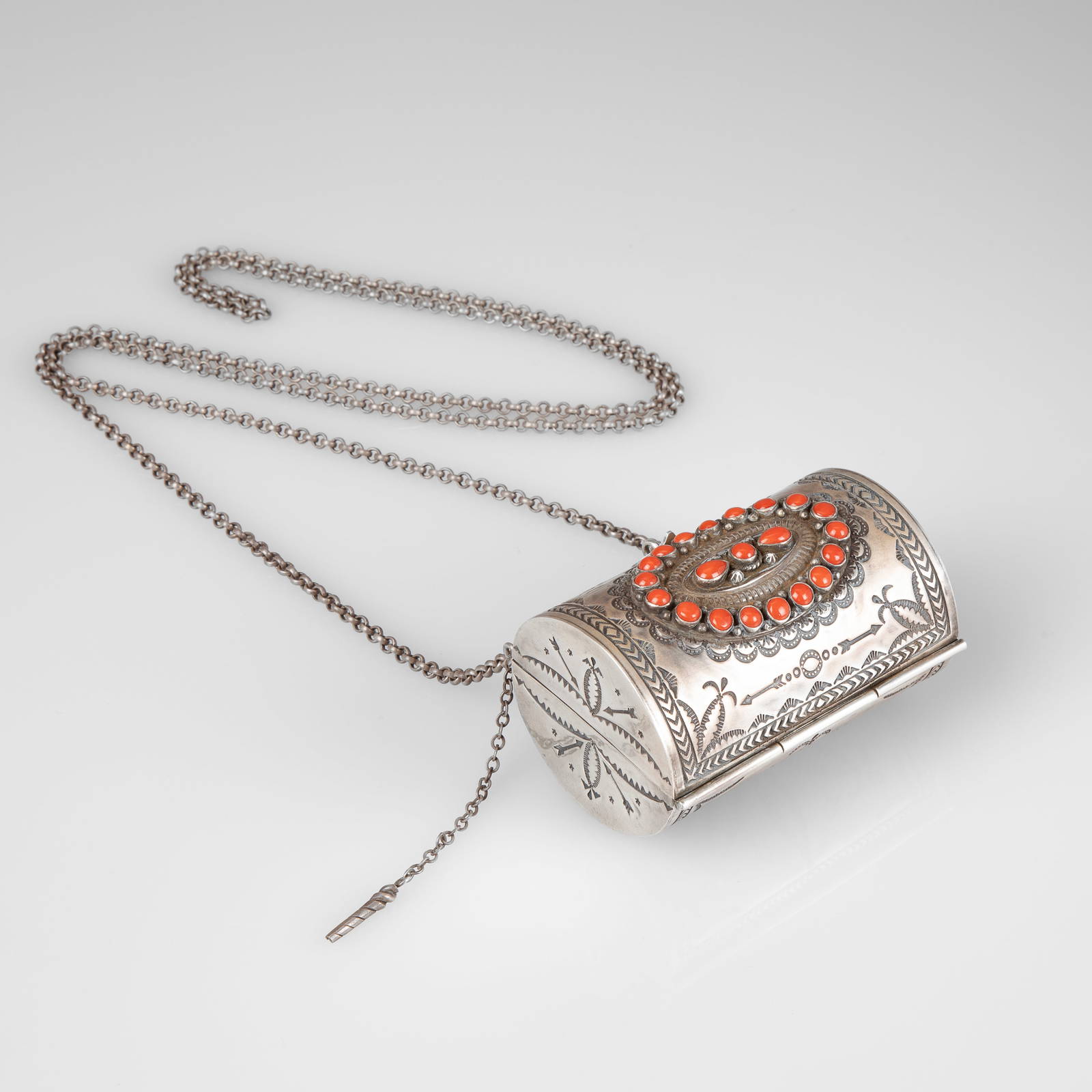 Daniel "sunshine" Reeves, Coral And Silver Clutch Auction