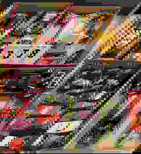 4 Flats Of Toy Race Cars: Hubley, Tootsie Toys, Gas Powered Go Cart ...