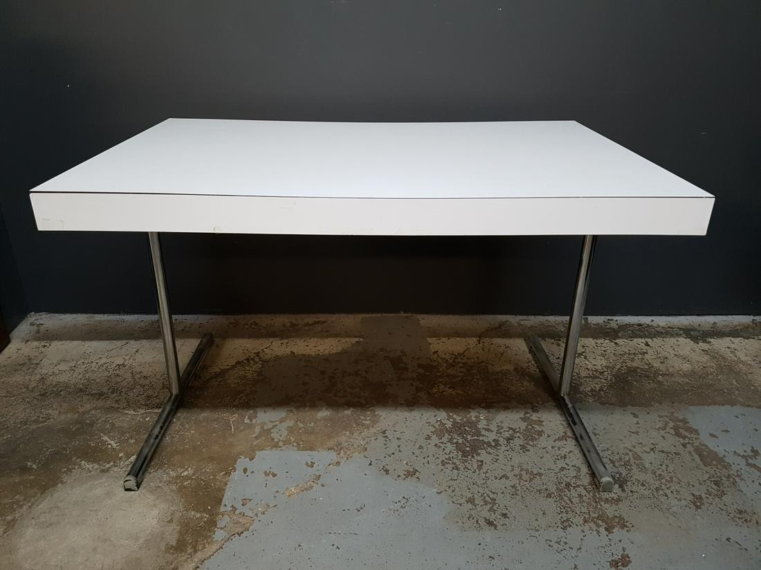 MCM White Melamine Table on Chrome Legs - Aug 29, 2019 | Kavanagh ...