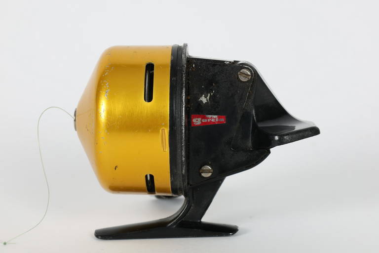 Vintage Abumatic 152 Spin Cast Garcia Fishing Reel