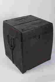 Edo Period Japanese Samurai Armor - May 05, 2021 | Lewis & Grant ...