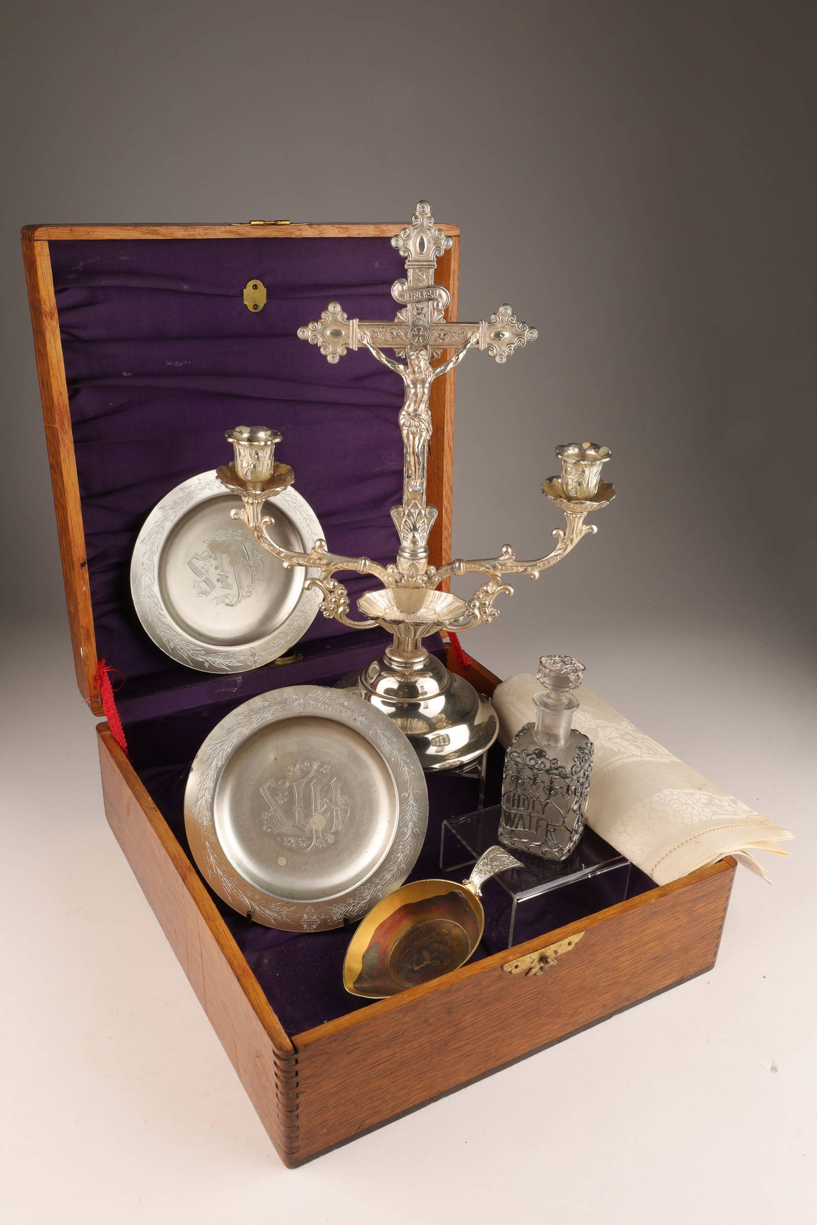 Antique Religious Catholic Last Rites Travel Box Auction