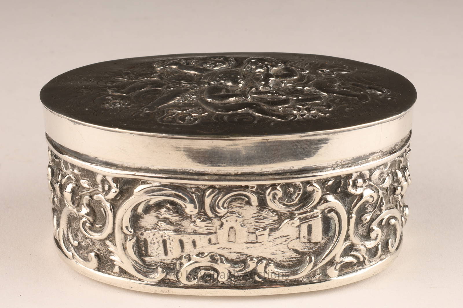 Antique Georg Roth Co. Hanau Cherub Sterling Box Auction
