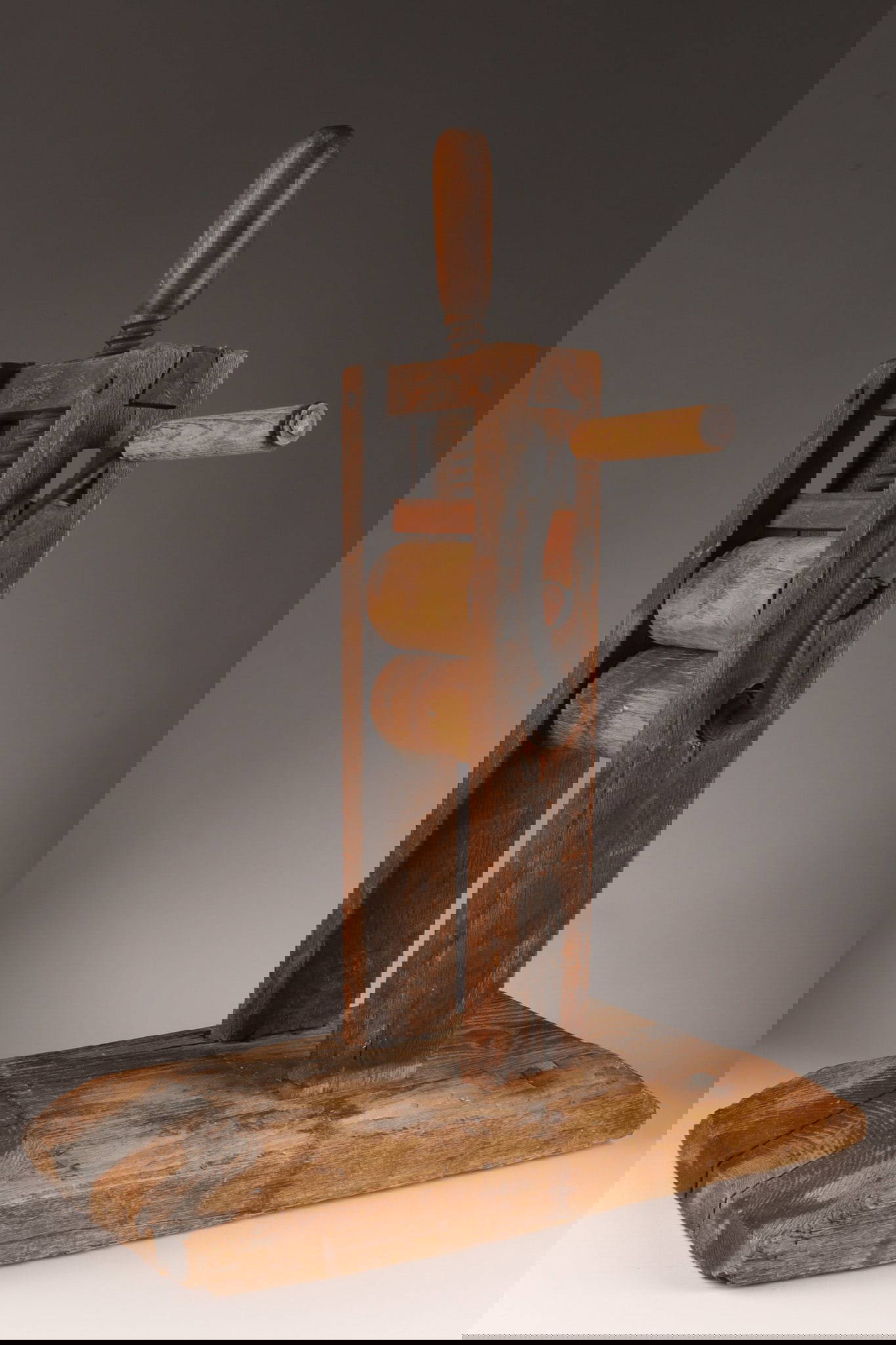 Antique Primitive Straw Roller Splint Mill Tool Auction