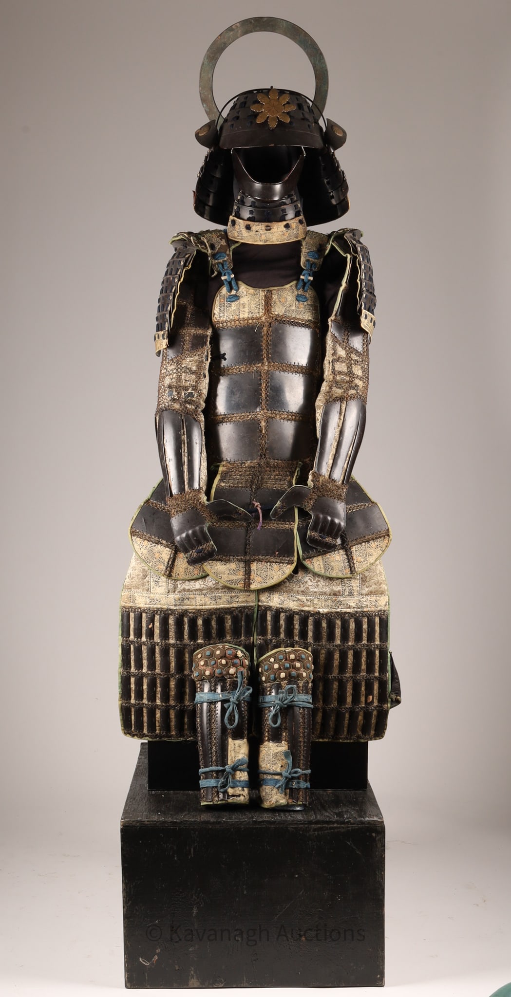 Antique Japanese Samurai Armour Suit And Hitsu Auction