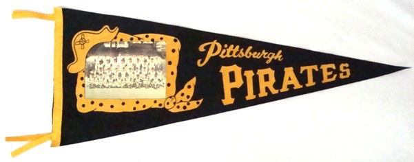 10A: 1960 Pittsburgh Pirates Team Photo Pennant