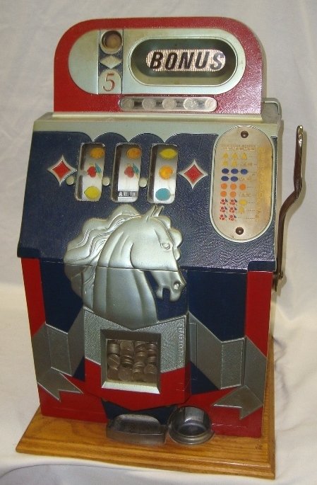 5 Cent Mills Horse Head Bonus Slot Machine Red & Blue
