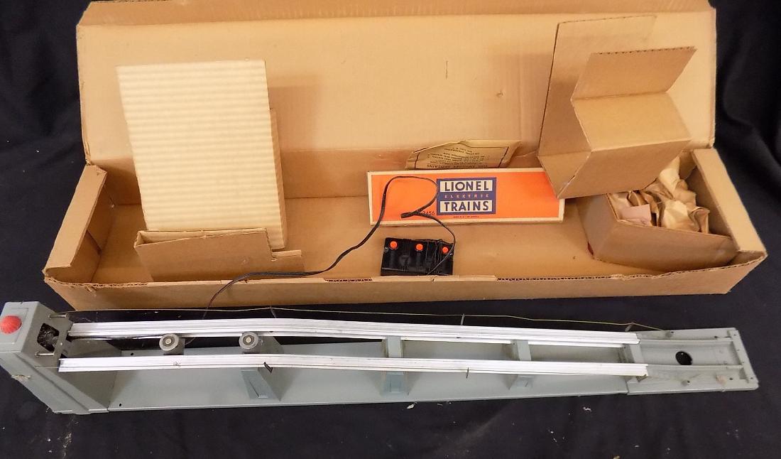 LIONEL #456 COAL RAMP SET WITH #3456 OPERATING HOPPER