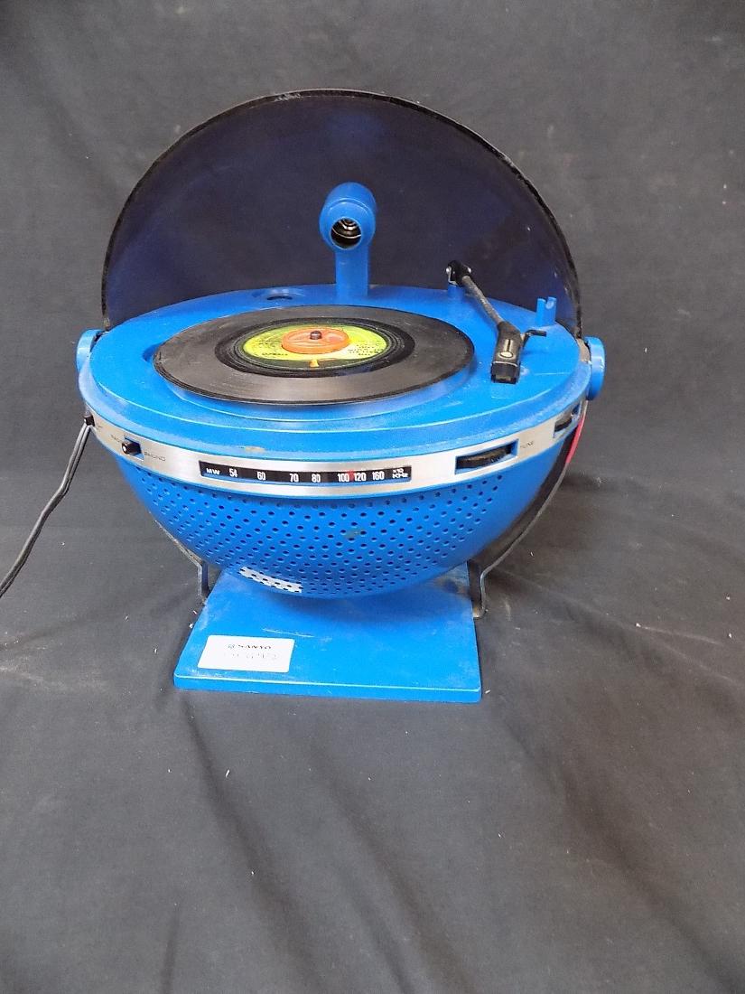 Sanyo Blue Phonosphere Record Player/Radio Midcentury