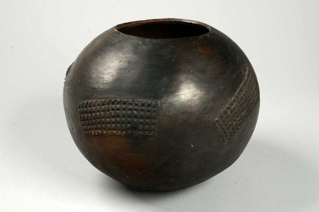 Beer Vessel "ukhamba" South Africa, Zulu