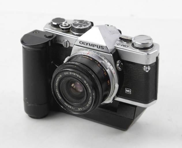 Olympus OM2 Single Lens Reflex Camera (#0147) on Aug 27, 2022 ...