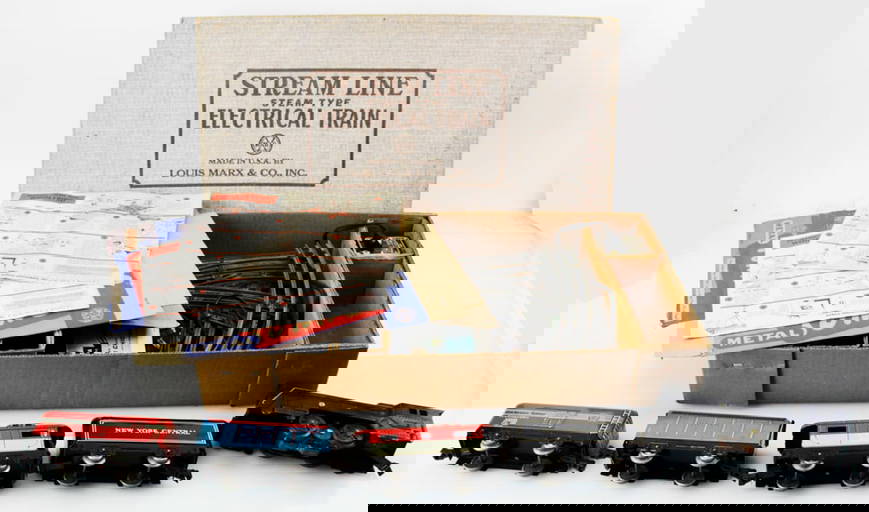 Vintage Marx Streamline Steam Type Electric Train Set