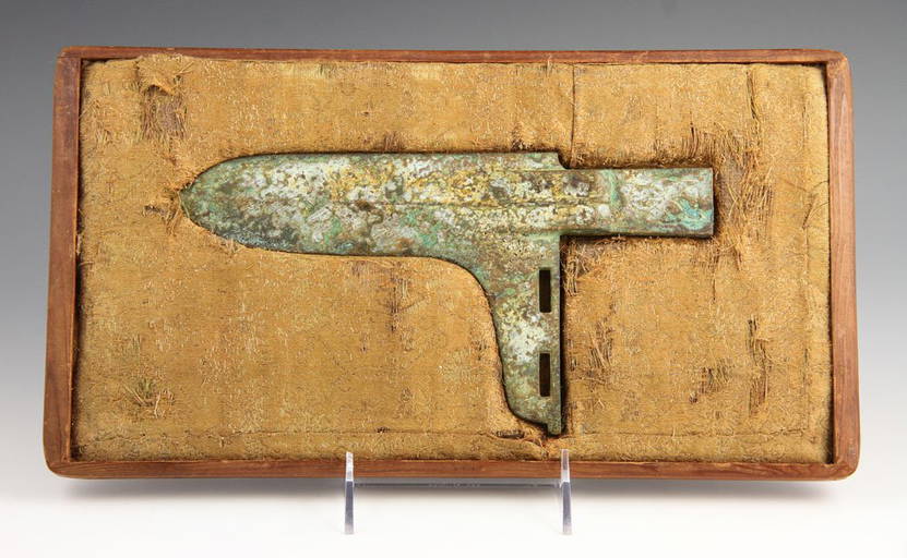 Chinese Qin Han Dynasty Bronze Dagger Axe