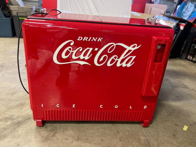 1940's "coca Cola" Cooler Red
