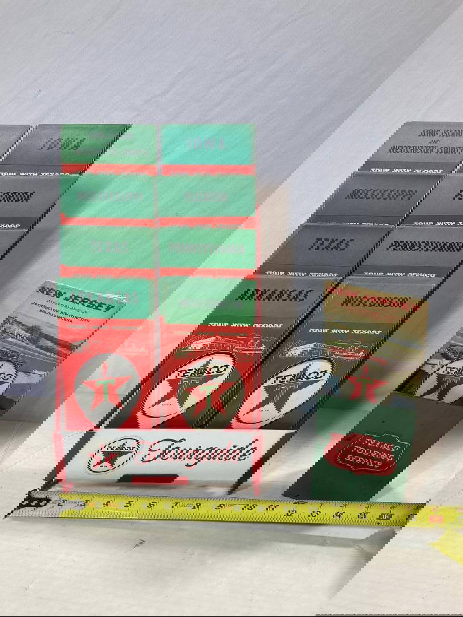 Texaco Tourguide Metal Map Rack W/maps And Metal Wall Mount Map Holder ...