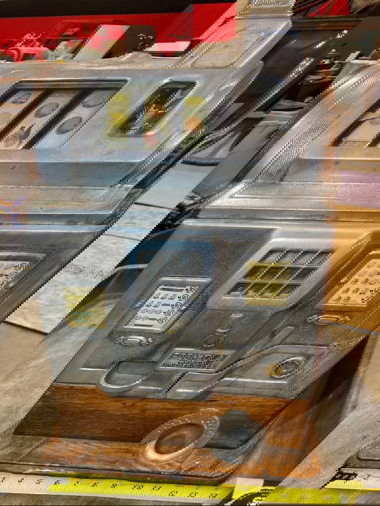 1920's "rock-ola" 5 Cent Slot Machine Auction