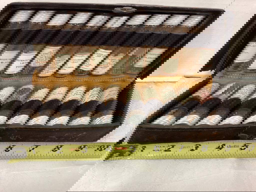 1890's "upjohn Pharmaceutical Co." Medical Sample Case 10 X 4 - Oct 16 ...