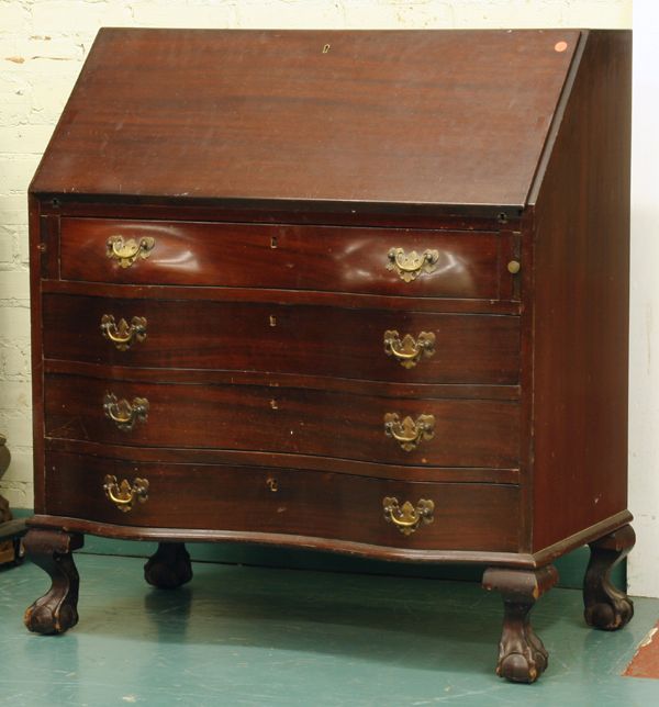 1016: Mid 1900 Chippendale style Governor Winthrop desk