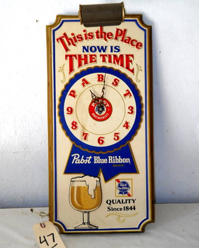 Pabst Blue Ribbon Beer Clock With Lamp