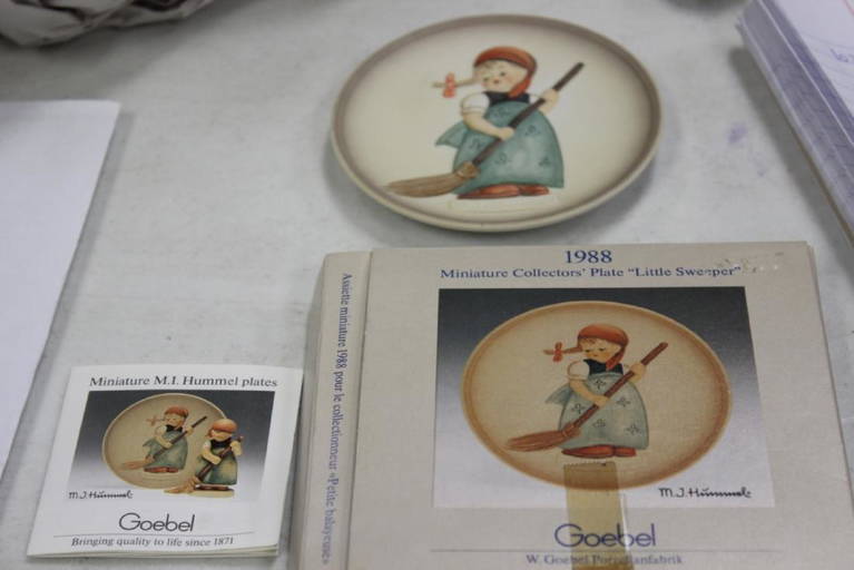 Hummel Miniature Plate - Mar 02, 2019 | Lakeland Antique Bazaar in FL
