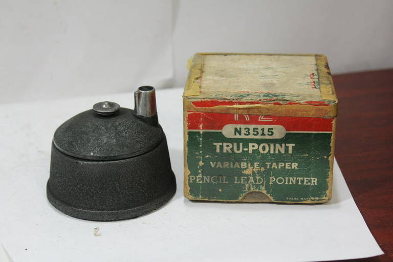 A Tru Point Pencil Pointer