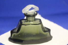 c1935 Regas Ivre d’Amour Perfume Bottle - May 02, 2014 | Perfume ...