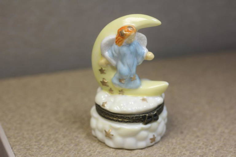 Ceramic Angel Trinket Box