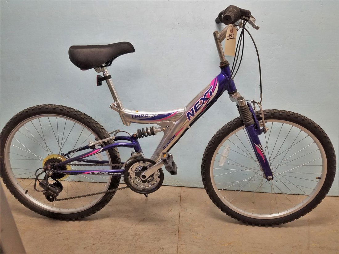 NEXT TIARA PRO BIKE - Feb 01, 2020 | George Cole Auctions in NY