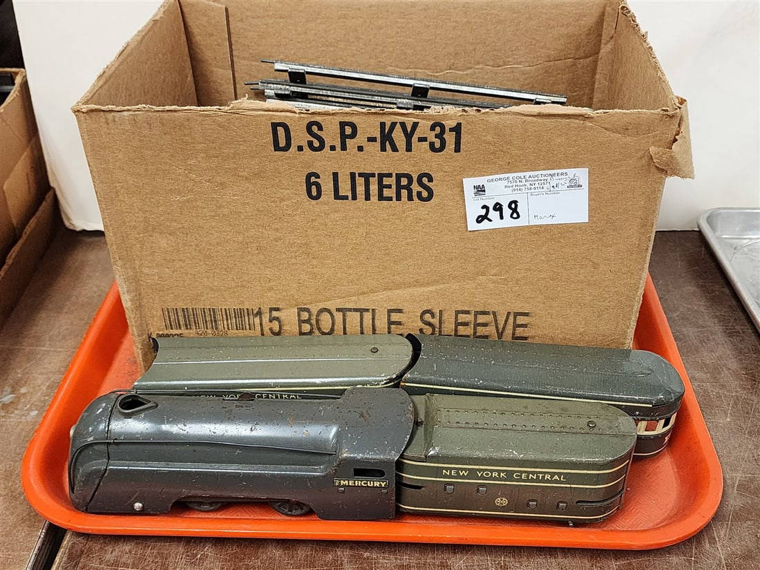 Tray 4 Pc. Marx Mercury Train Set W/track Auction