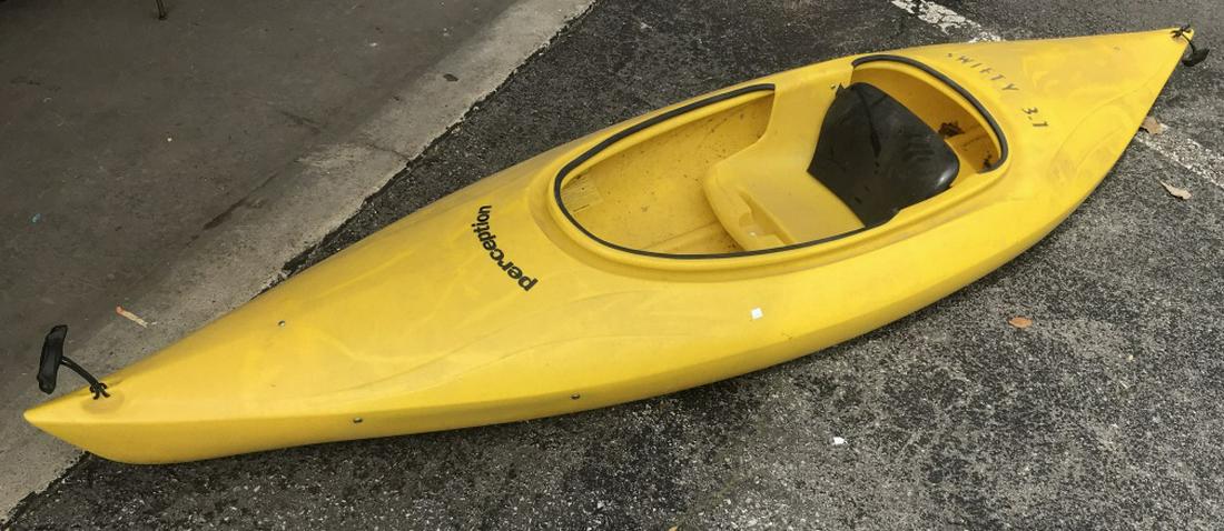 Swifty 3.1 Perception Kayak W Paddle